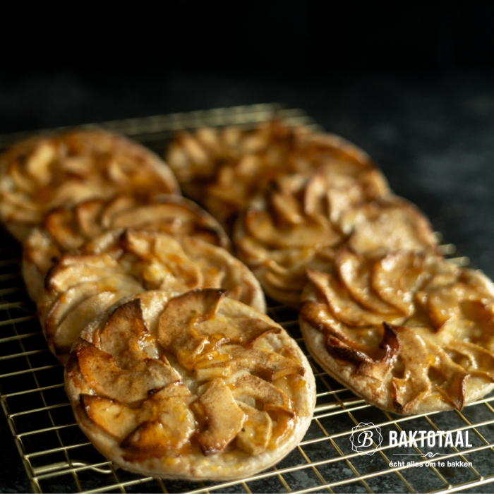 Appelkoeken met banketbakkersroom en spijs recept